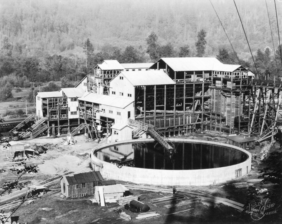 WHEN COAL WAS KING: Black Diamond Mine Under Construction in 1926-27 ...